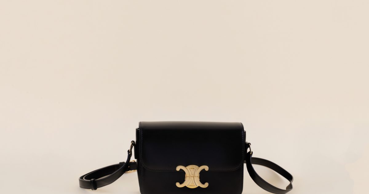 Celine Teen Triomphe Bag | Vivrelle