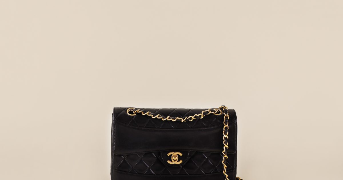 Chanel Vintage Lambskin Quilted Boarder Flap Bag | Vivrelle