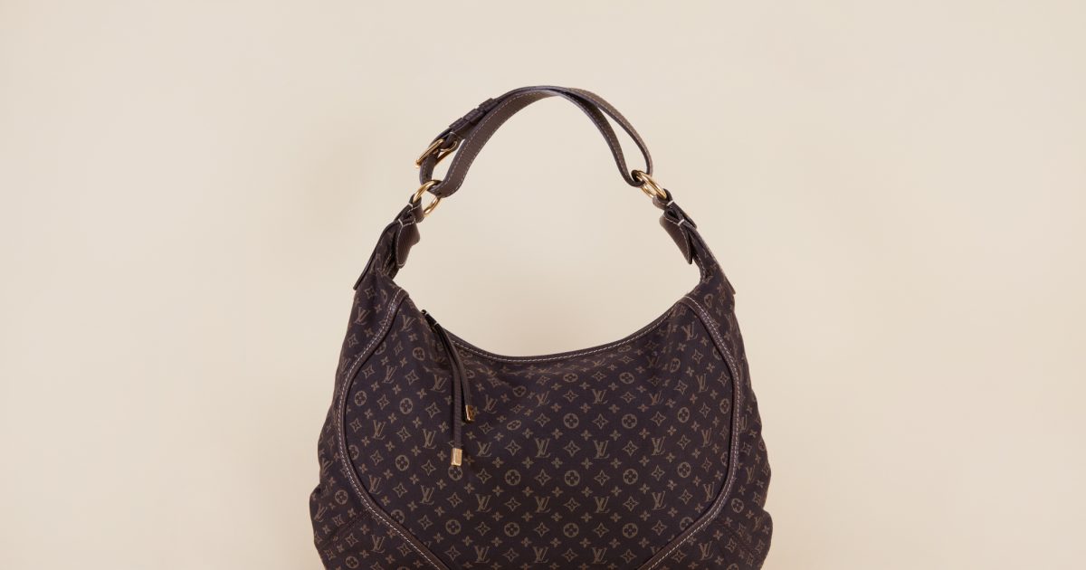Louis Vuitton Vintage Monogram Mini Lin Manon MM | Vivrelle